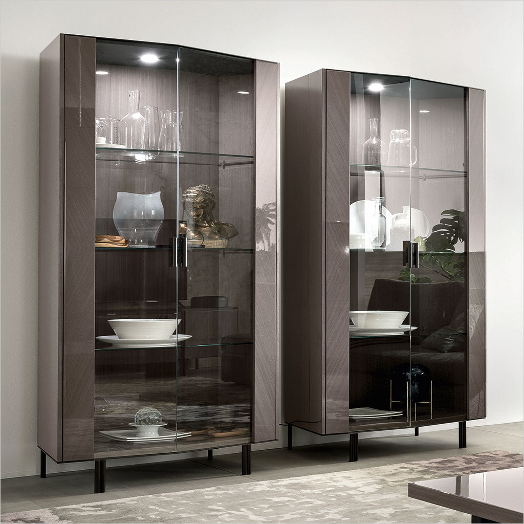 Display cabinet with cupboard store